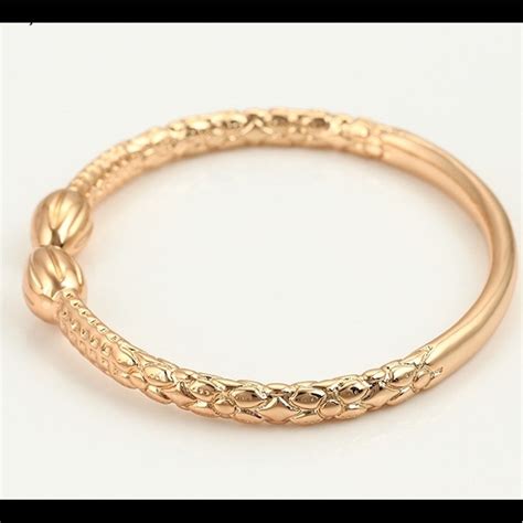 Muffies Closet Jewelry Rose Gold West Indian Bangle Cuff Acorn