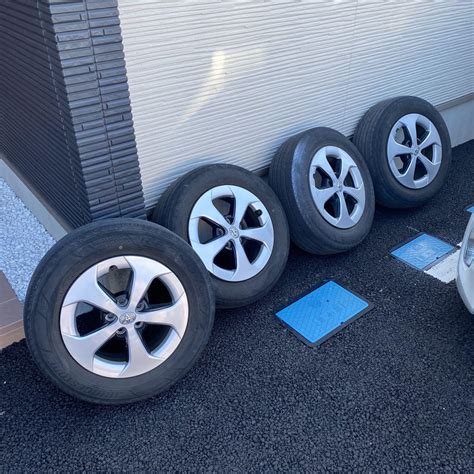 プリウス30後期 純正 ホイール キャップ付き 15インチ メルカリ