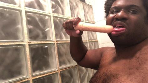 Dick Sucking A Transgender Sex Toy In The Shower Gay Amateur Porn