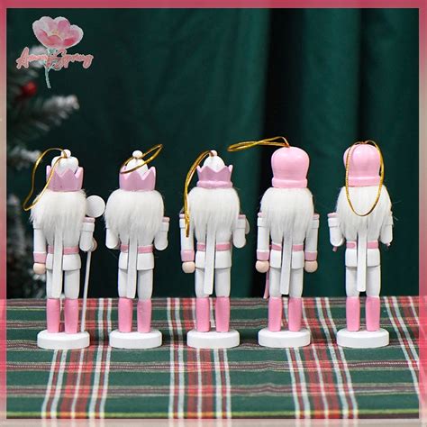 Amongspring ใหม่ จี้หุ่นทหาร แครกเกอร์ สีขาว ชมพู 13 ซม สไตล์วินเทจ 1 ชิ้น Shopee Thailand