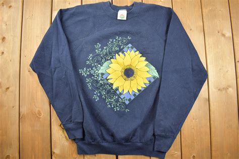 Vintage 1990s Sunflower Graphic Crewneck Souvenir Vintage