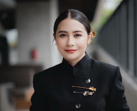 Prilly Latuconsina Siapkan Film Horor Perdana