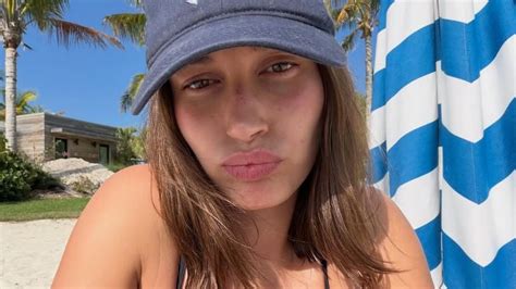 Nicht Schwanger Hailey Bieber Begeistert In Heißen Dessous