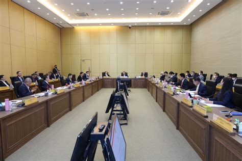 พลเอก ประวิตร วงษ์สุวรรณ ประธานคณะกรรมการโอลิมปิคแห่งประเทศไทยฯ เป็นประธานการประชุม