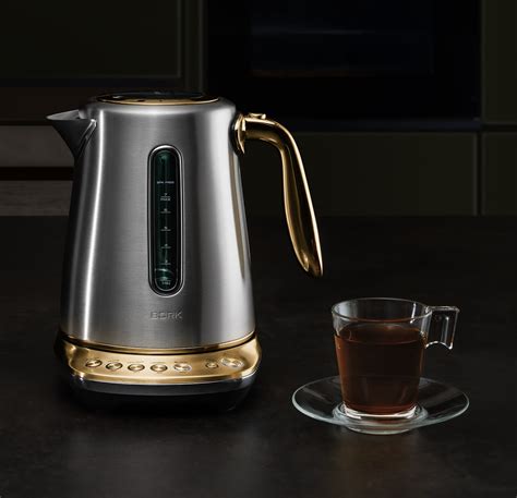 Чайник BORK K704 Gold за 59000 руб.