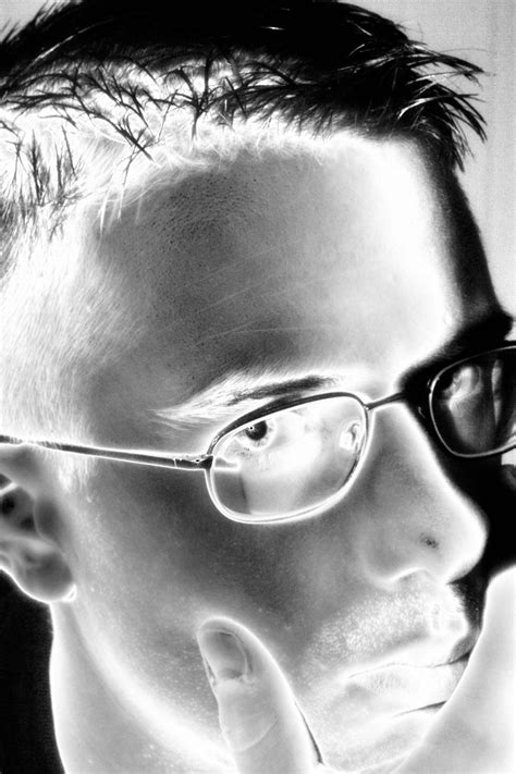 about richard haynes medium