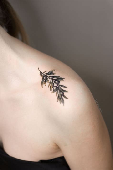 Тату на ключице Тату веточка оливы на ключице для девушек 100 эскизы тату … Вдохновляющие