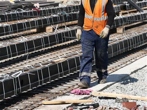 Роструд выявил в России 368 тыс нелегальных работников Общество Селдон Новости