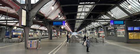 Zurich Hb A Brief Station Guide