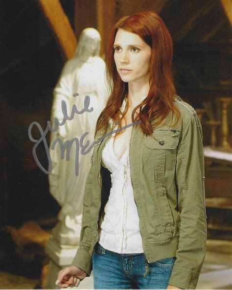 Julie Mcniven 10x8 Signed In Silver Supernatural Showmasters Comic