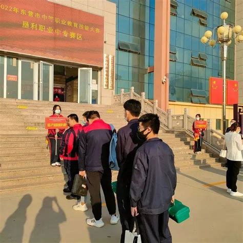 2022年东营市中等职业学校技能大赛垦利区职业中等专业学校赛区开赛发展进行王俊超