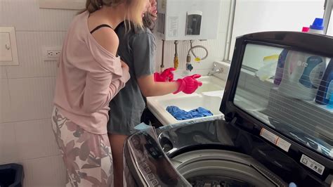 Dos Lesbianas Teniendo Sexo En Silencio En La Cocina Xnxx Com