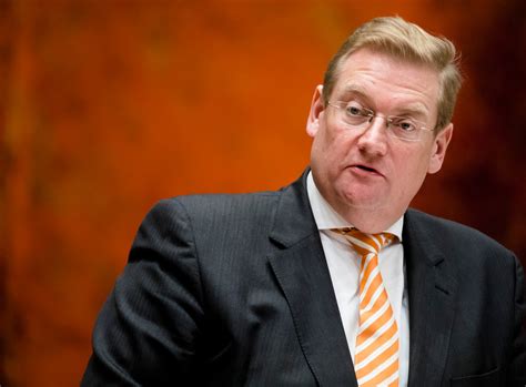 Van Der Steur Geen Recht Nabestaande Op Politiedossier Foto