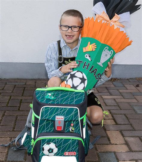 Vorfreude Der Dachauer Erstklässler Auf Neue Freunde Sport Und Pausen