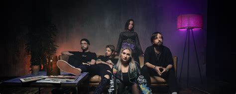 6 02 НОРА НОРА МОСКВА ПРЕЗЕНТАЦИЯ АЛЬБОМА 6 февраля группа НОРА НОРА презентует свой