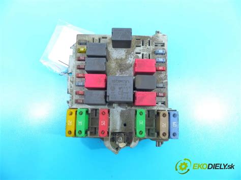 Fiat Stilo 1 4 16v 90 Hp Manual 66 Kw 1368 Cm3 5 Skříňka Pojistková 51781079 Pojistkové