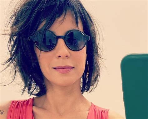 Andréia Horta Grava Nova Novela Feliz Demais Em Voltar Ao Set Quem