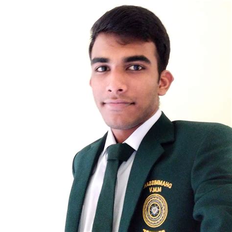 Sinera Wijethunga Medium