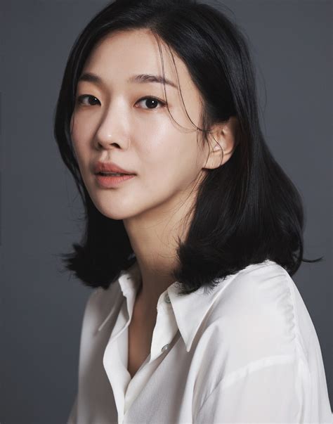 ‘파묘 ‘트렁크 정윤하 사람엔터와 전속계약 공식 ｜스포츠동아