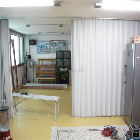 자바라홀딩도어 명성칸막이산업