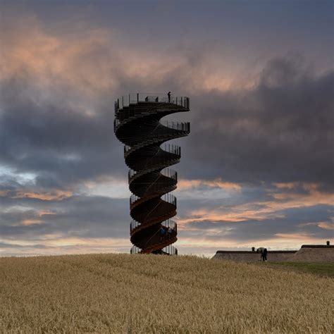 Ten Impressive Architectural Viewpoints Designed To Stand Out