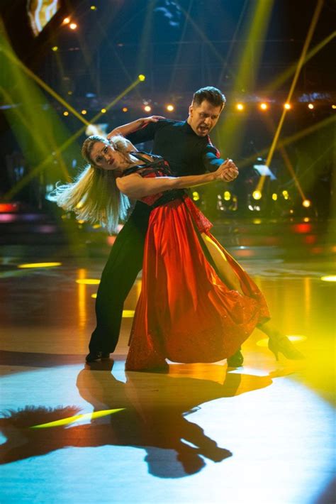 Scd Week 12 2018 Semi Final Ashley Roberts And Pasha Kovalev