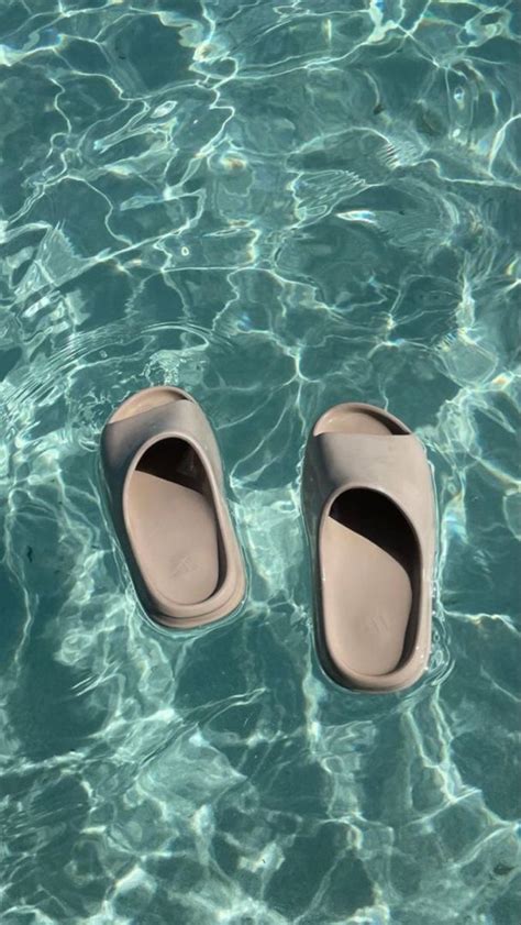 Sea And Adidas Пляжные портреты Девушка на пляже Пляжная фотография