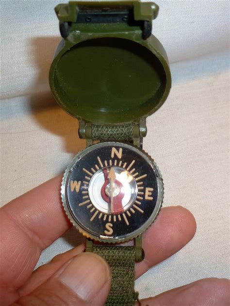 Korean War Era Us Army Model 1949 Military Wrist Compass 353 Fee