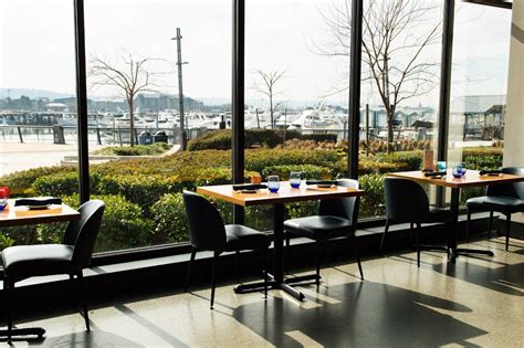 Jetty Bar And Grille Everett Wa 98201 Menu Reviews Hours And Contact