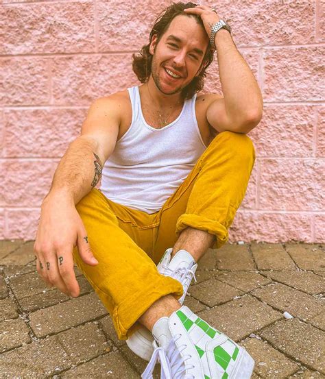 Chase Mitchell Debuts Back Road Music Video