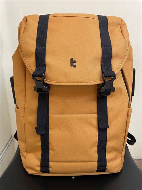 Tomtoc Vintpack Mens Fashion Bags Backpacks On Carousell