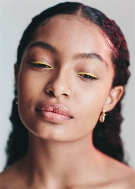 ≡ 10 Makeup Errors That Make You Look Tired 》 Her Beauty