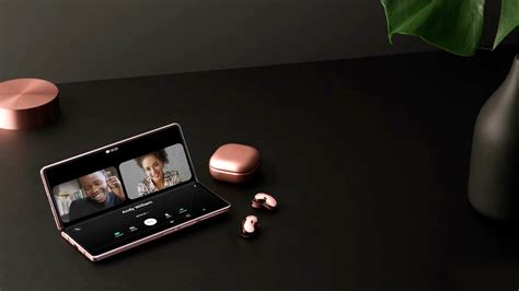 Beyond the Fold: de baanbrekende mobiele innovatie van de Galaxy Z Fold ...