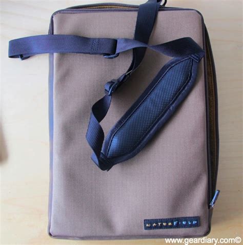 Macbook Air Accessory Review Waterfield S Macbook Air Wallet Gear Diary