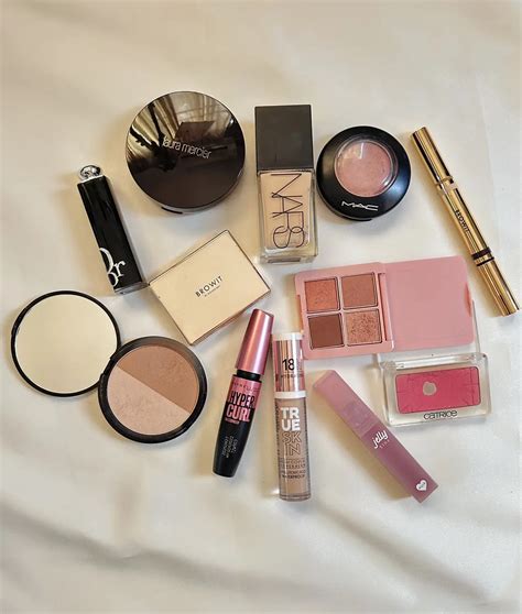 ไอเดีย ครีเอทลุคไปงานแต่งหวานๆ 💗🎀 แกลเลอรีที่โพสต์โดย Toon Patcharee Lemon8