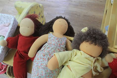 포구나무어린이집 34세 아이들의 장난감 1층에서 생활하는 아이들이 가지고 노는 장난감을 소개