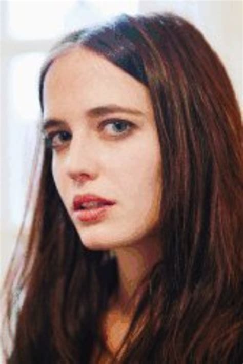 007 Ya Tiene Chica La Nación