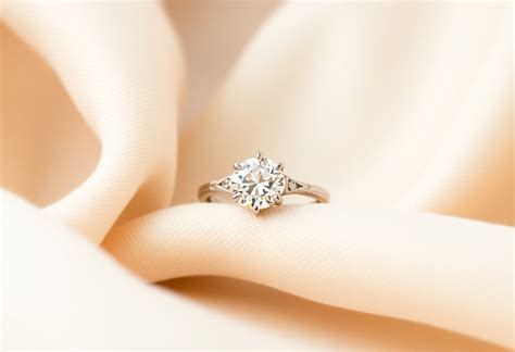 2026 Engagement Ring Trends And Tips The Verse