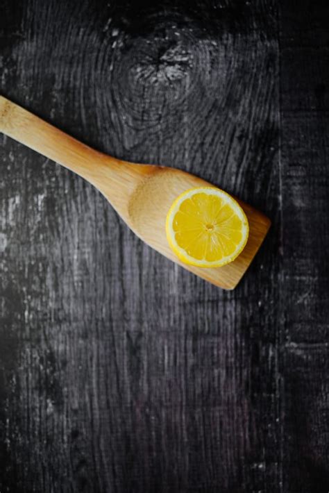 Картинка для рабочего стола лимон долька фрукт