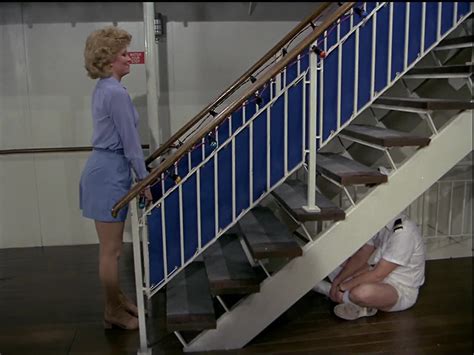 Gopher Hi Anything I Can Do To Help Yes When I Jump Over The Side