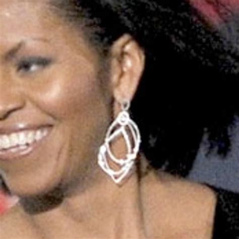 Michelle Obama Wears Expensive Jewelry Just Like Republicans