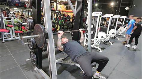 Low Incline Smith Machine Chest Press Youtube