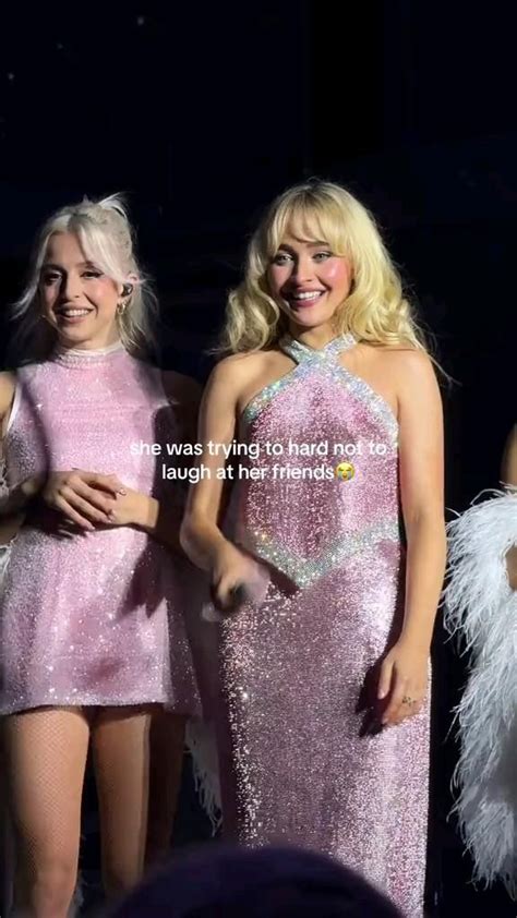 Best 12 Sabrina Carpenter Short N Sweet Tour Artofit