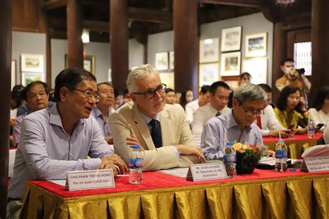 Sinh Vi N Xu T S C Bci Nh N H C B Ng C A B Khoa H C V Ngh Thu T Bang Hessen C