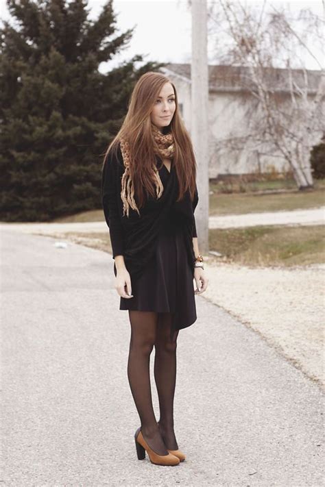 Breanne Wrapped Up Scrolller