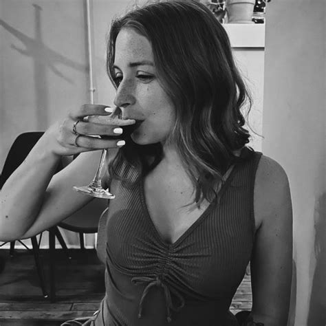 Hallee ☾ Halleelu • Threads Say More