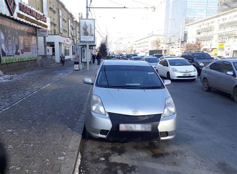 Нэгдүгээр эгнээгээр зорчсон тээврийн хэрэгслийн зургийг авч зөрчлийг илрүүлж байна