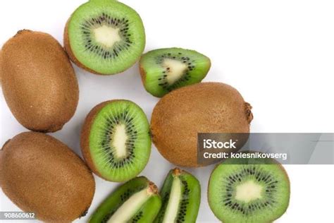 키 위 과일 조각과 흰색 배경에 고립 클로즈업 최고의 볼 수 있습니다 평면 위치 패턴 3에 대한 스톡 사진 및 기타 이미지 3 3차원 형태 갈색 Istock