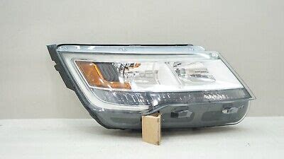2016 2019 Ford Explorer Front Right Passenger Side Halogen Headlight
