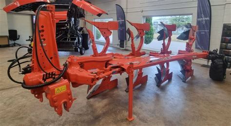 Kuhn Multi Master 123 4 Furrow Reversible Plough New Kn2218 For Salejohnston Tractors
